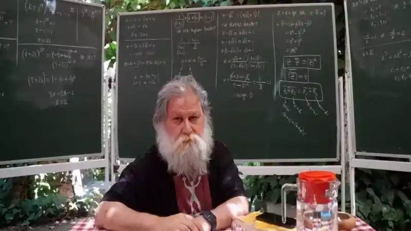 Ali Nesin kimdir? Ali Nesin kaç yaşında, nereli? Ali Nesin Aziz Nesin ...